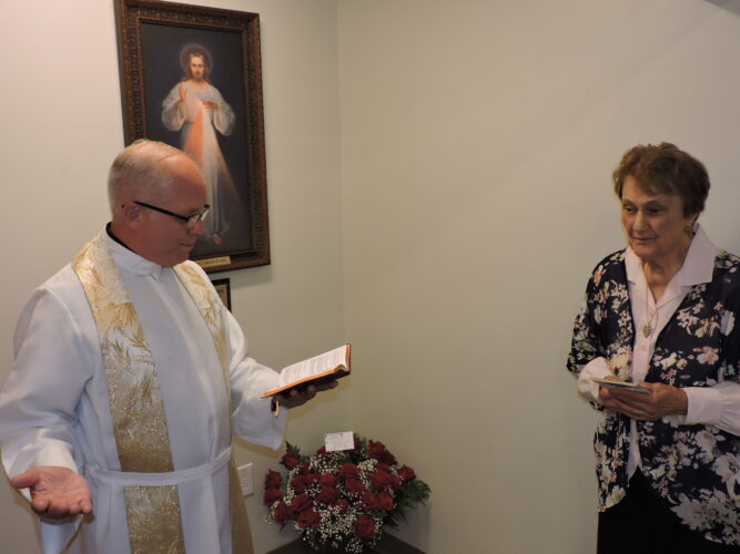 Painting Donation Intended To Offer Patients Hope at Trinity Medical ...